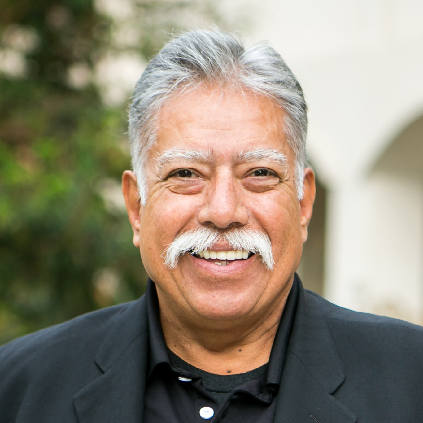 Roberto Uranga – Compare Your Candidates — Long Beach Post Interactive